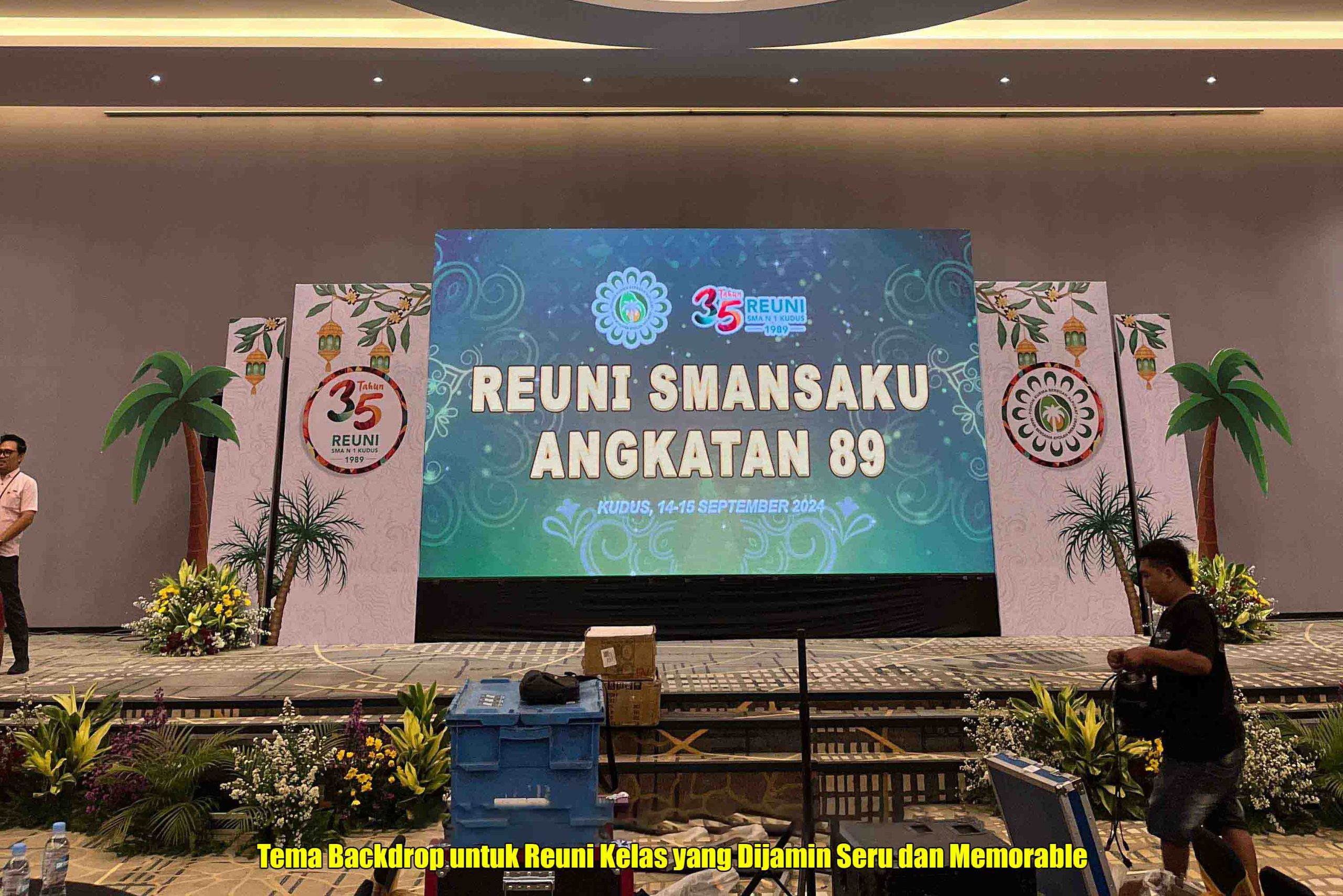 Tema Backdrop untuk Reuni Kelas yang Dijamin Seru dan Memorable - Jasa ...