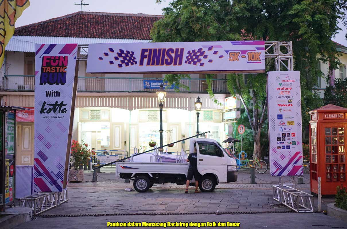 Panduan dalam Memasang Backdrop dengan Baik dan Benar - Jasa Backdrop Acara